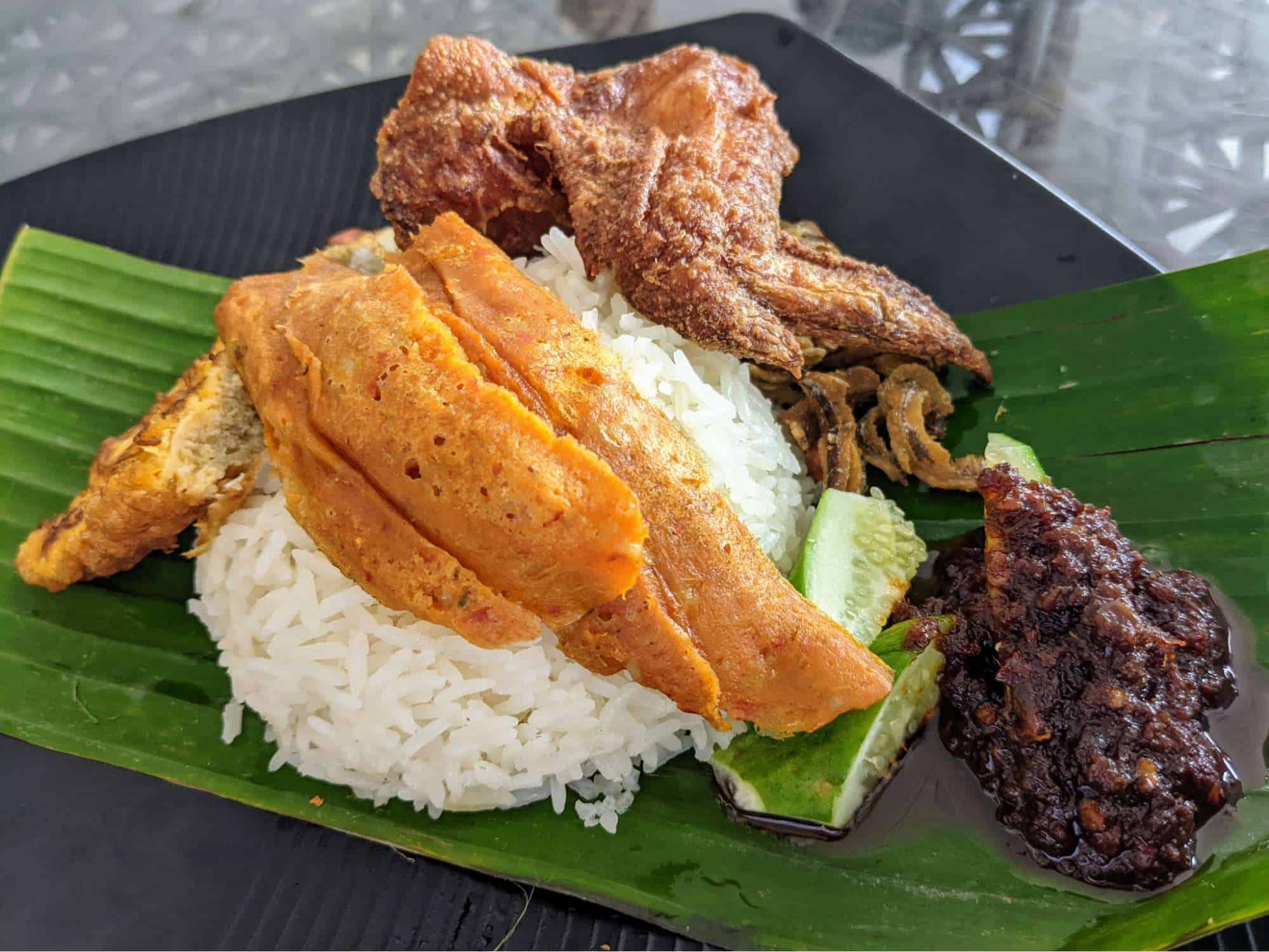 12 of The Best Malaysian Breakfast Dishes [2025]